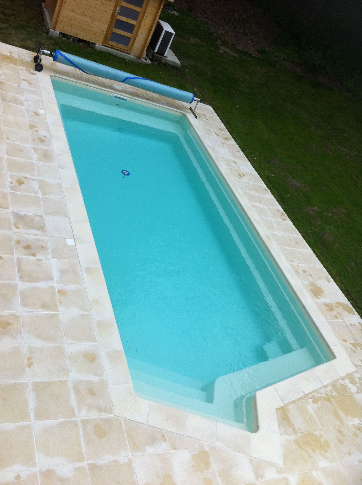 Piscine coque Riviera 2 - picardie piscine